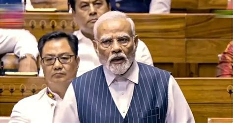 2024 தேர்தல் நாடகம் மகளிர் ஒதுக்கீடு பாஜகவின் ஜும்லா இந்திய அரசமைப்புச் சட்ட நாடாளுமன்ற