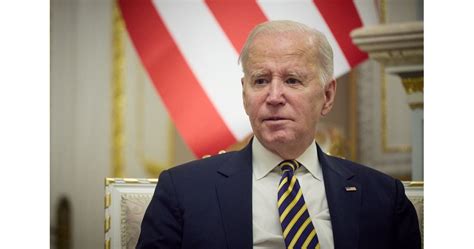 Джо Байдън изненада с посещение в Киев Галерия