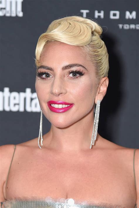 Lady Gagas Best Beauty Looks Glamour Uk