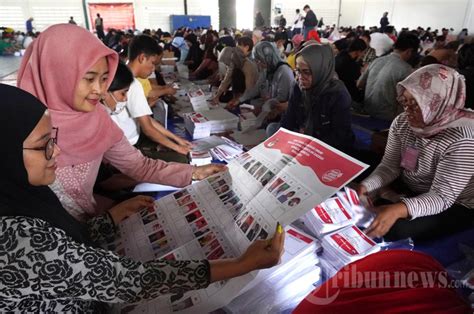 Sorlip Surat Suara Pemilu 2024 Di KPU Kota Bandung Foto 7 1987634