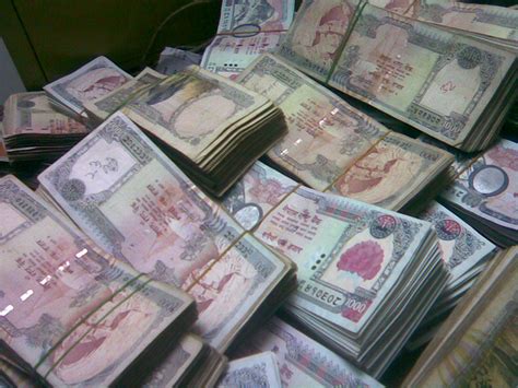 दसैंका लागि आजदेखि सुकिला नोट साट्न पाइने