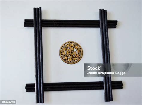 프레임에 신 가네샤 이미지입니다 인도 가네샤 차투르티 축제 종교 예배 기도 Diy 0명에 대한 스톡 사진 및 기타 이미지 0
