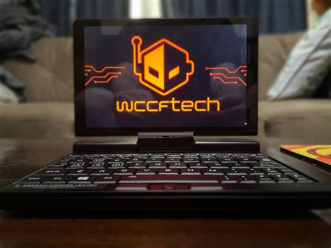 The One Netbook A1 Pro Review A Notebook And Handheld Console Combo