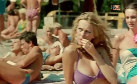 Tatyana Lyutaeva Breasts Bikini Scene In Dama S Popugayem Aznude