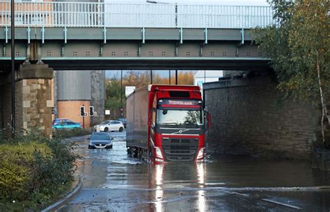 Uk Flooding Live Updates On Conditions In Sheffield Doncaster And