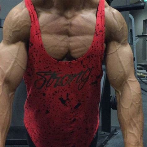 Zach Poulos 1 Day Out From His First Show Looking Absolutely Julienned Bodybuilding