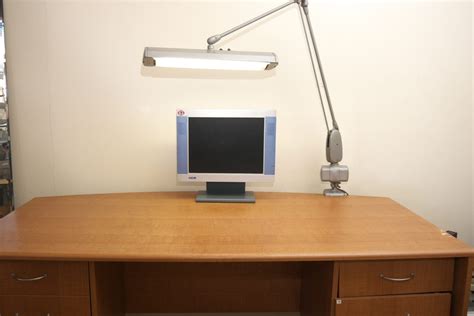 Kds 15 Computer Monitor With Stereo Speakers Pucho Marketplace