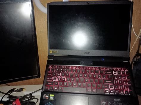 Help Acer Nitro 5 An515 45 R2nv Black Screen But Backlight Is Still On But Its Constantly Red