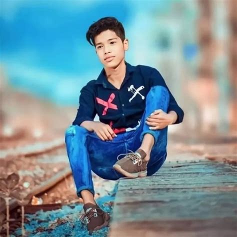 Vijay Rajak Vijaybhai302 • Threads Say More