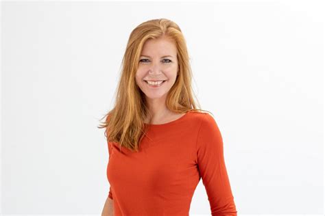 Model Sedcard von Bea S - weibliches New Face Fotomodel Deutschland