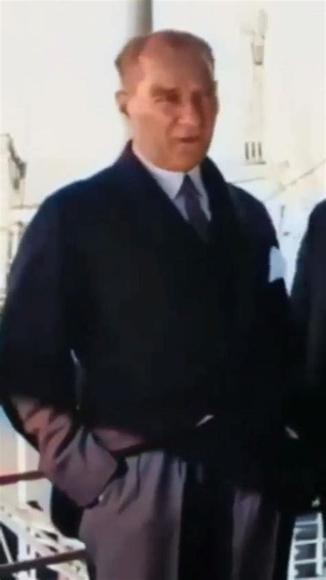 Atatürk Videoları panosundaki Pin