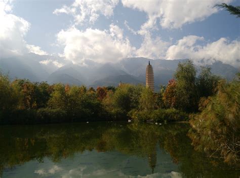 2023崇圣寺三塔文化旅游区游玩攻略人山人海的最佳观景点。走到【去哪儿攻略】