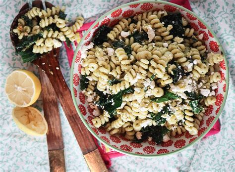 Pistachio Pesto Pasta Salad Tipps In The Kitch
