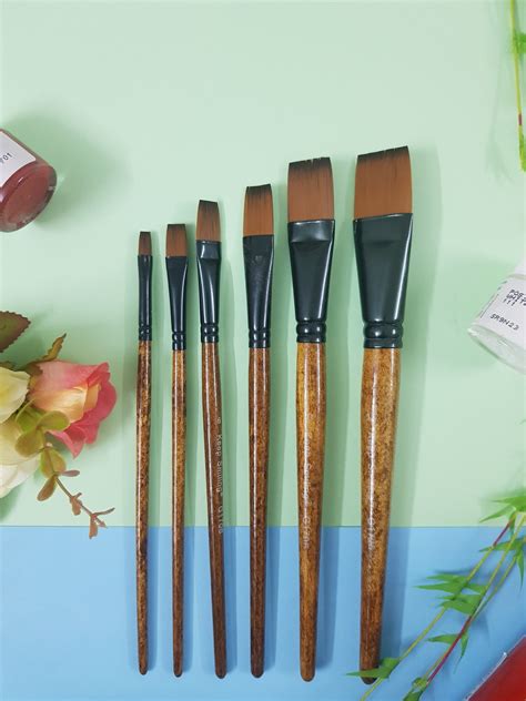 Keep Smiling Flat Brush G1706 Garner Stationery