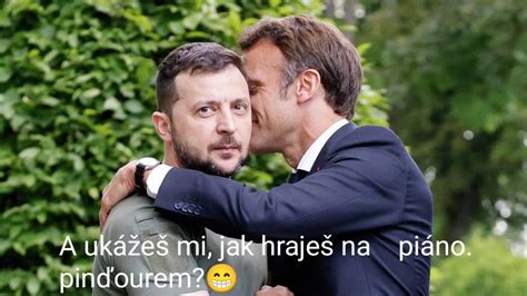 Martin Demirov on Twitter A pokażesz mi jak grasz na pianinie pindolkiem Pyta Macron