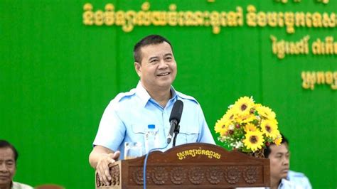 អគ្គនាយកធនាគារardb រំលឹកដល់សិស្សឲ្យរៀបចំផែនការនិងយុទ្ធសាស្រ្តរៀនសូត្រ សុីសុីថាមស៍