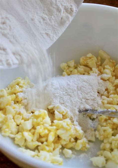 Snow Cake Recipe From Scotland European Food And Travel