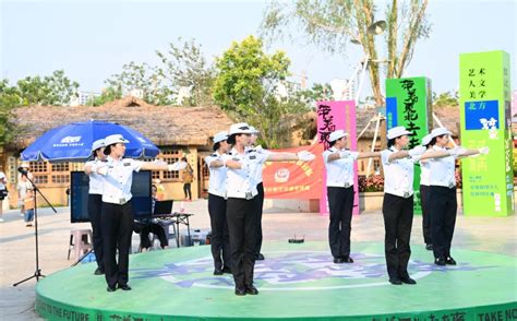 美丽乡村 有约必赴！吉林省“美丽乡村行”交通安全巡回宣讲团走进梅河口市知北村澎湃号·政务澎湃新闻 The Paper