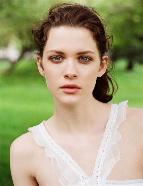 Select Model Management Russh Online Isabelle
