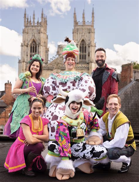Interview Nina Wadia Talks York Theatre Royals Jack And The Beanstalk