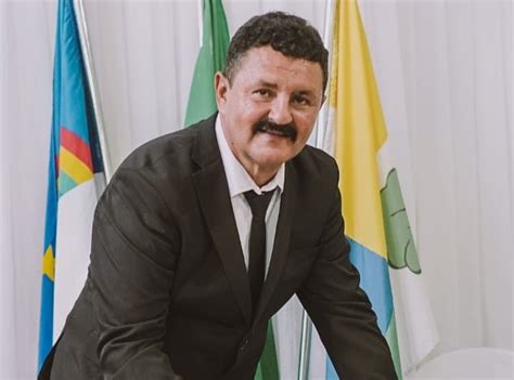 Prefeito De Santa Maria Do Cambucá Esposa E Filhos São Roubados