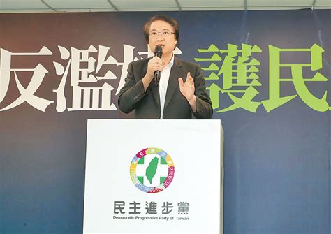 拆樑交鋒 朱立倫喊懸崖勒馬 林右昌批豬隊友 政治要聞 中國時報