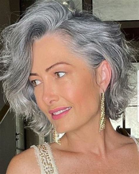 Pin On 2021 Hair Beautiful Gray Hair Grey Hair And Makeup Short