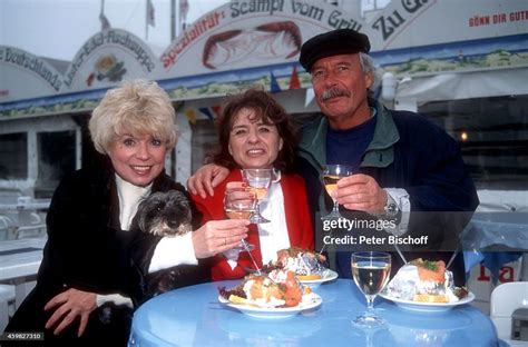 Ingrid Steeger Mit Schwester Jutta Heda Und Bruder Udo Stengert