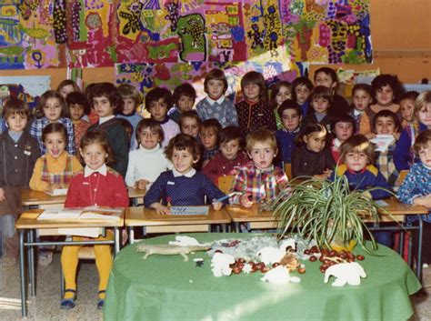 Photo De Classe Classe Maternelle De 1973 Ecole Maternelle Copains D