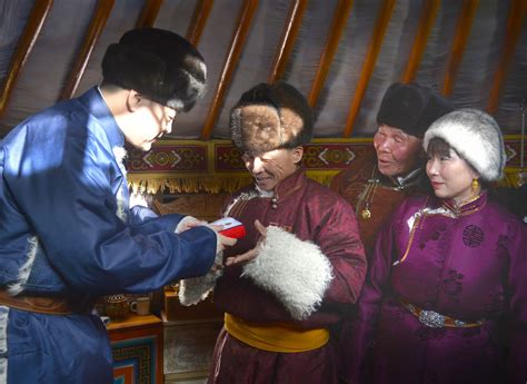 Улсын сайн малчин Улсын тэргүүний фермер Улсын тэргүүний тариаланчиддаа баяр хүргэе