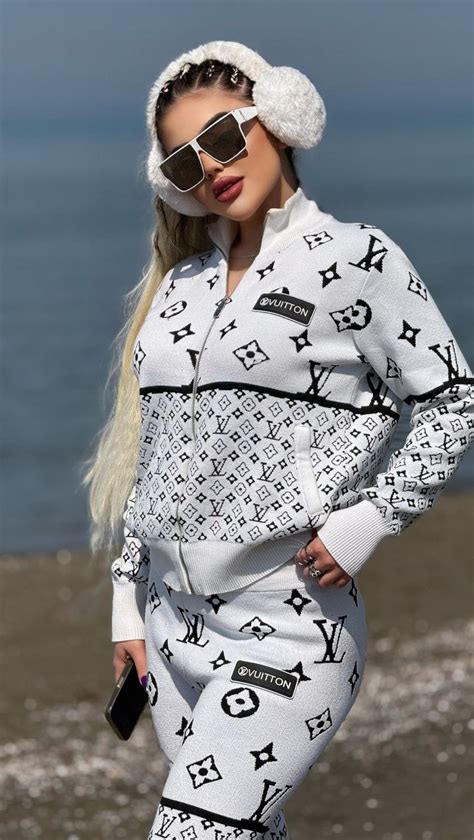 ‎نیلوفر رشیدی🤍‎ 🩷🌸 Instagram