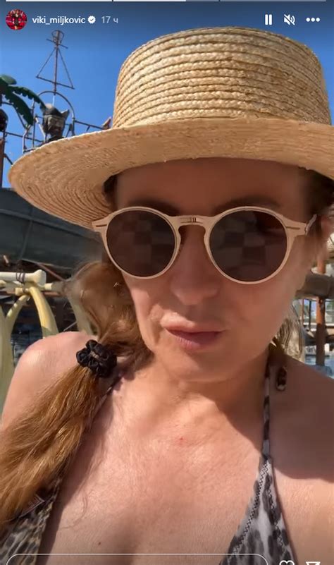 Viki Miljković u akva parku MAMI UZDAHE BUJNIM POPRSJEM Pokazala lice bez GRAMA ŠMINKE i