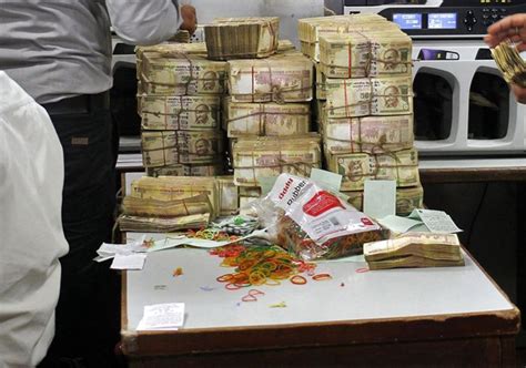 Old Currency Notes Worth Rs 35 Crore Seized From Private Jet At