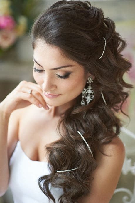 Coiffure Pour Un Mariage Invité Cheveux Long
