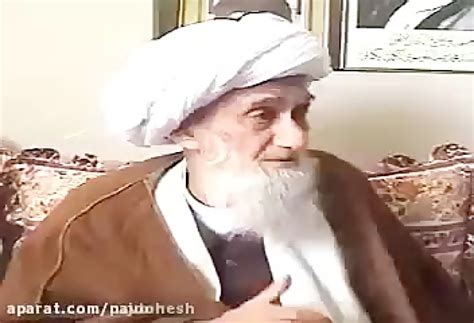 نکند من رو به قبله بایستم نماز می خوانم دلم پشت به قبله باشد