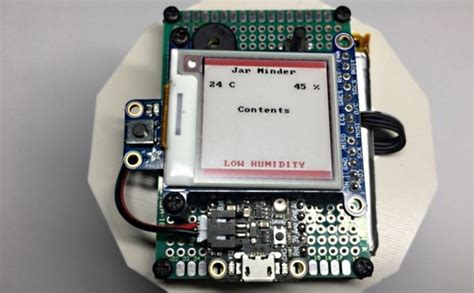New Guide Humidity And Temperature Monitor With E Ink Display Adafruitlearningsystem Eink