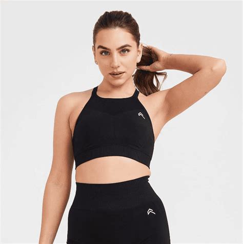 Embracing Fitness And Style With Oner Active Gymfluencers