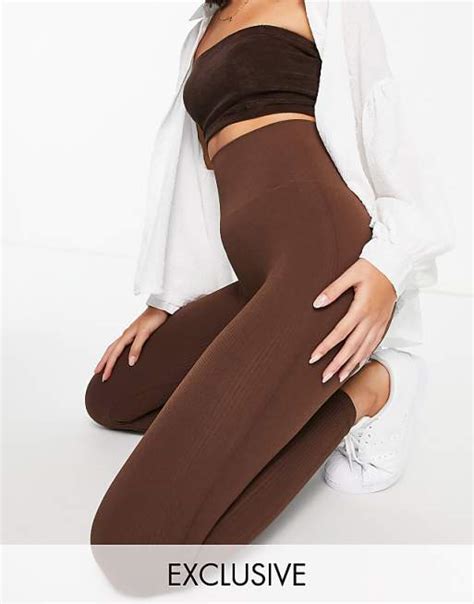 Stradivarius Legging Côtelé Sans Coutures Chocolat Asos
