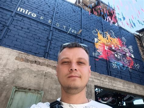 Dmitrii Vinokurov Medium