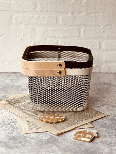 خرید سبد طرح ایکیا سایز کوچک کد00173 خانه شکلاتی