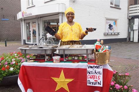 Keti Koti Wordt Gevierd Op De Markt Nieuws Uit Bunschoten Spakenburg