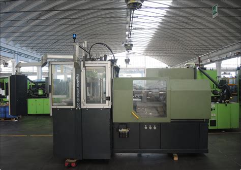 DEMAG VERTICAL 800 V 200 H Injection Moulding Machine Used Machines
