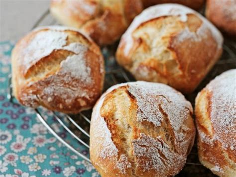 Ofenfrische Brötchen Rezept Brot backen rezept einfach Brot selber backen rezept Kochen