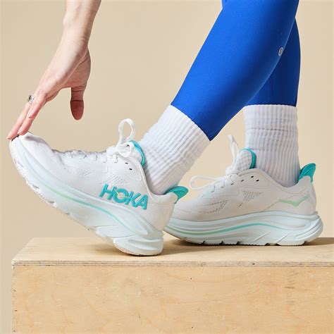The 10 Best Walking Shoes For Women 2026 Tested By Editors
