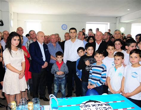 ზესტაფონში საცურაო აუზი ზესტაფონის მუნიციპალიტეტის მერია Facebook