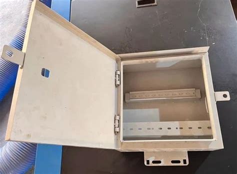 12 Way Dcdb Box At Rs 1000 In Greater Noida Id 27571798373