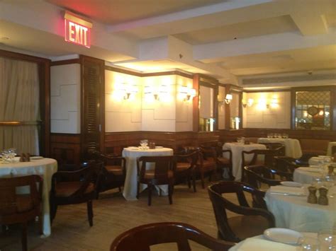Harry Cipriani In Nyc Reviews Menu Reservations Delivery Address In