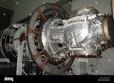 Presentation Of Russian Iss Service Module In Energia Space Rocketry