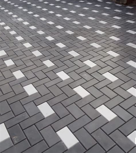 Interlocking Pavement Tiles