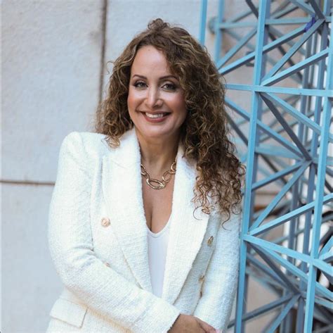 לילך שוורץ פלג טיפול הרצאות תקשורת